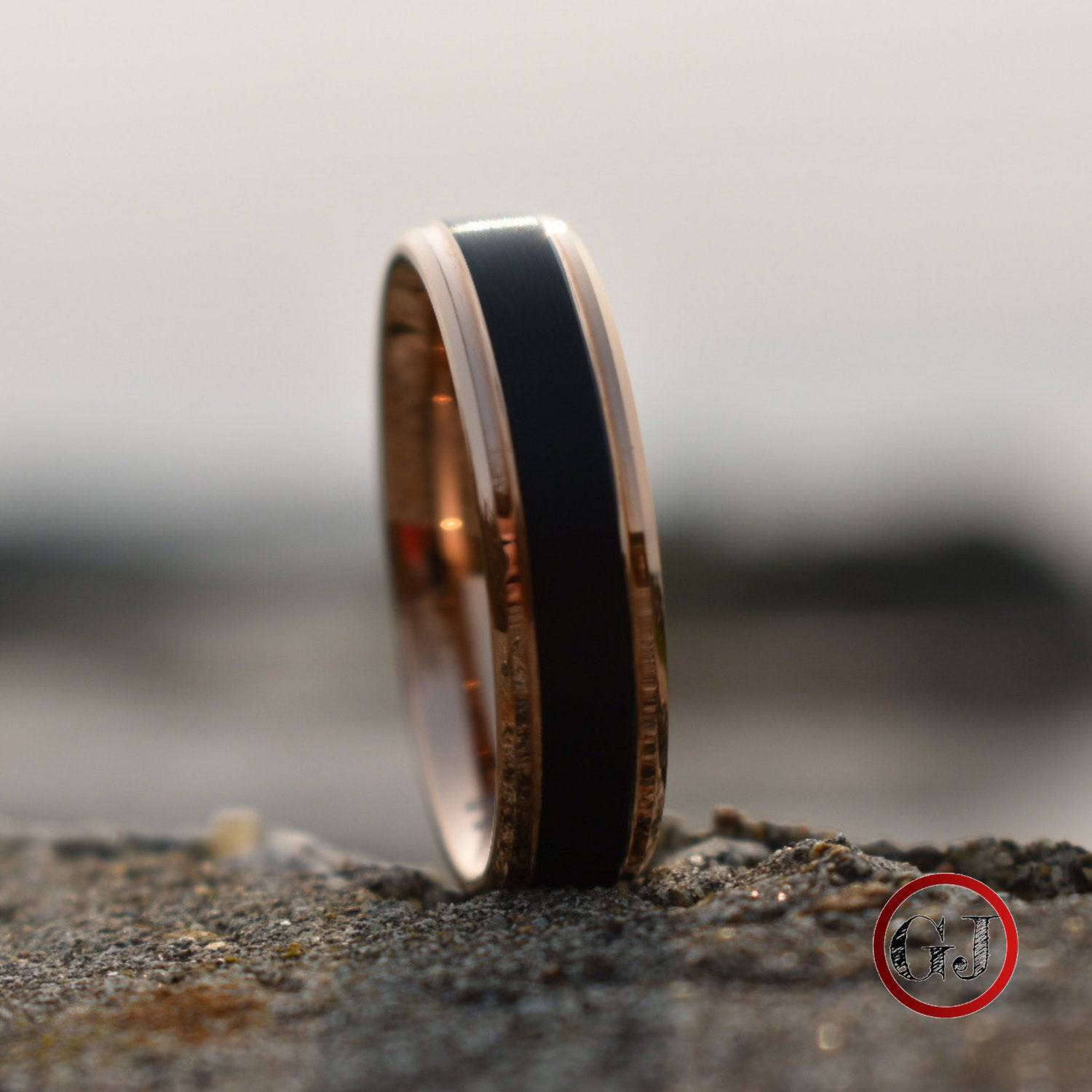 Tungsten Ring Black with Rose Gold Edges and band – Tungsten Titans